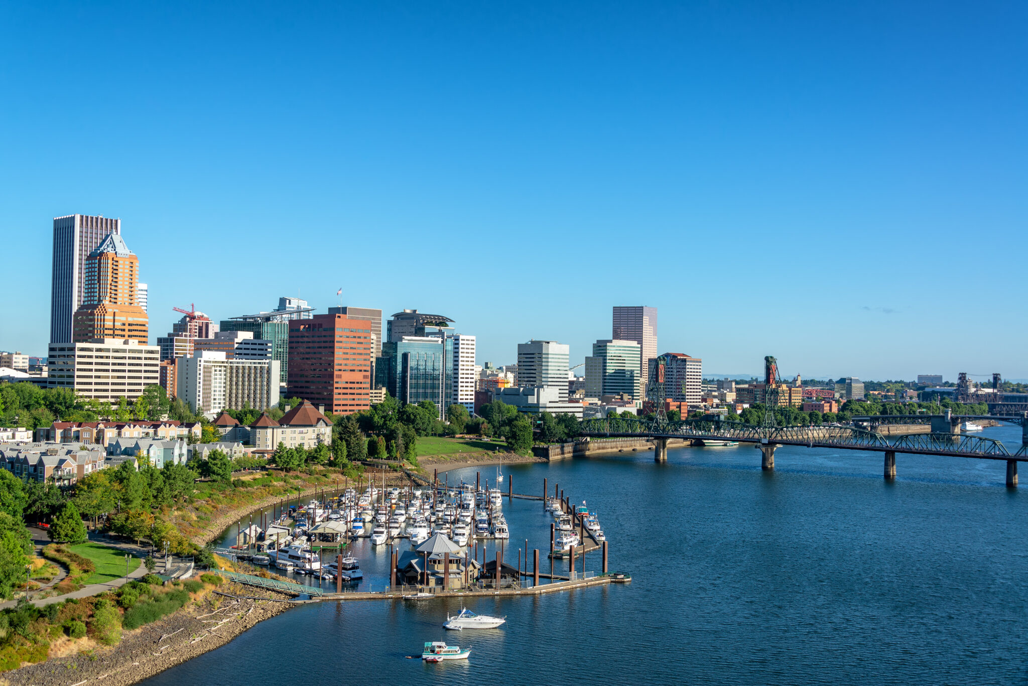 A Journey Through the Vibrant History of Oregon | Bassett Construction
